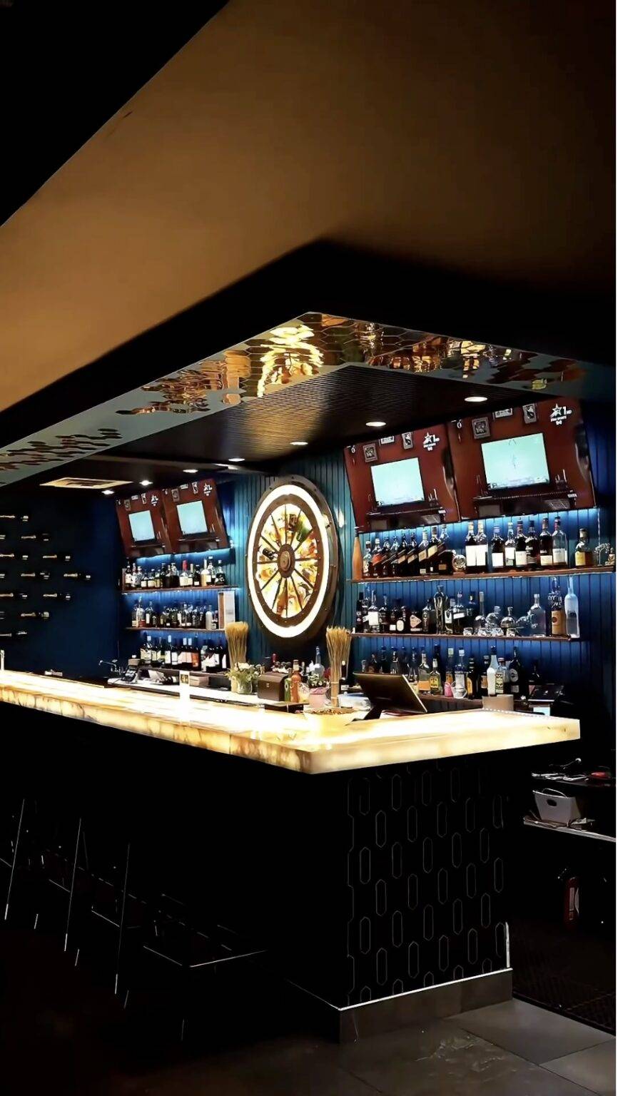 Mississauga Best Indian Restaurants, Fine Dining Mississauga - IK Bar